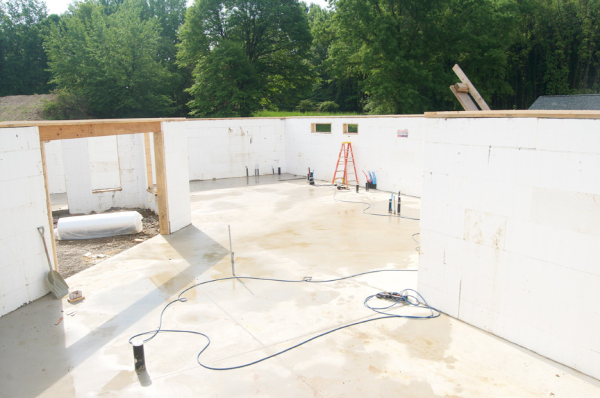 DOE Tour of Zero: 2021 ProBuilder Home of the Year by Charis Homes ...