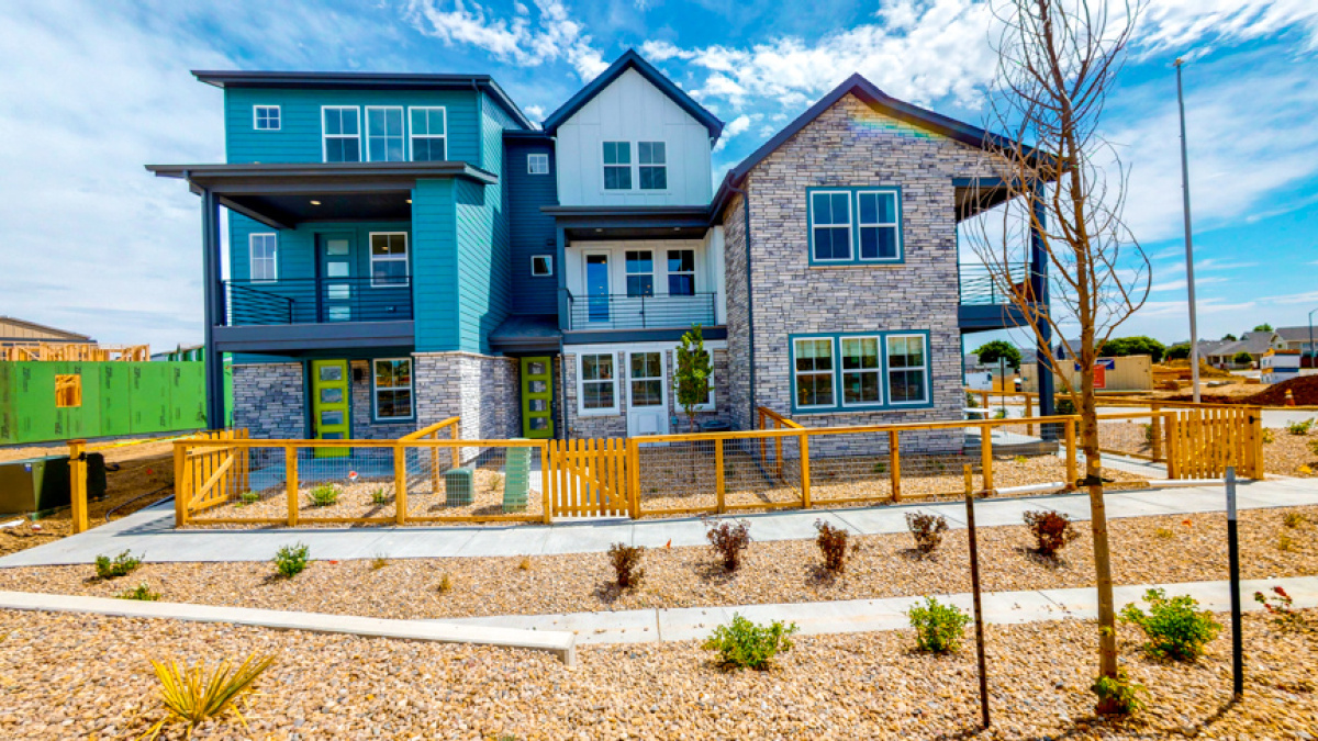 DOE Tour of Zero: Arras Park by McStain Neighborhoods | Department of ...