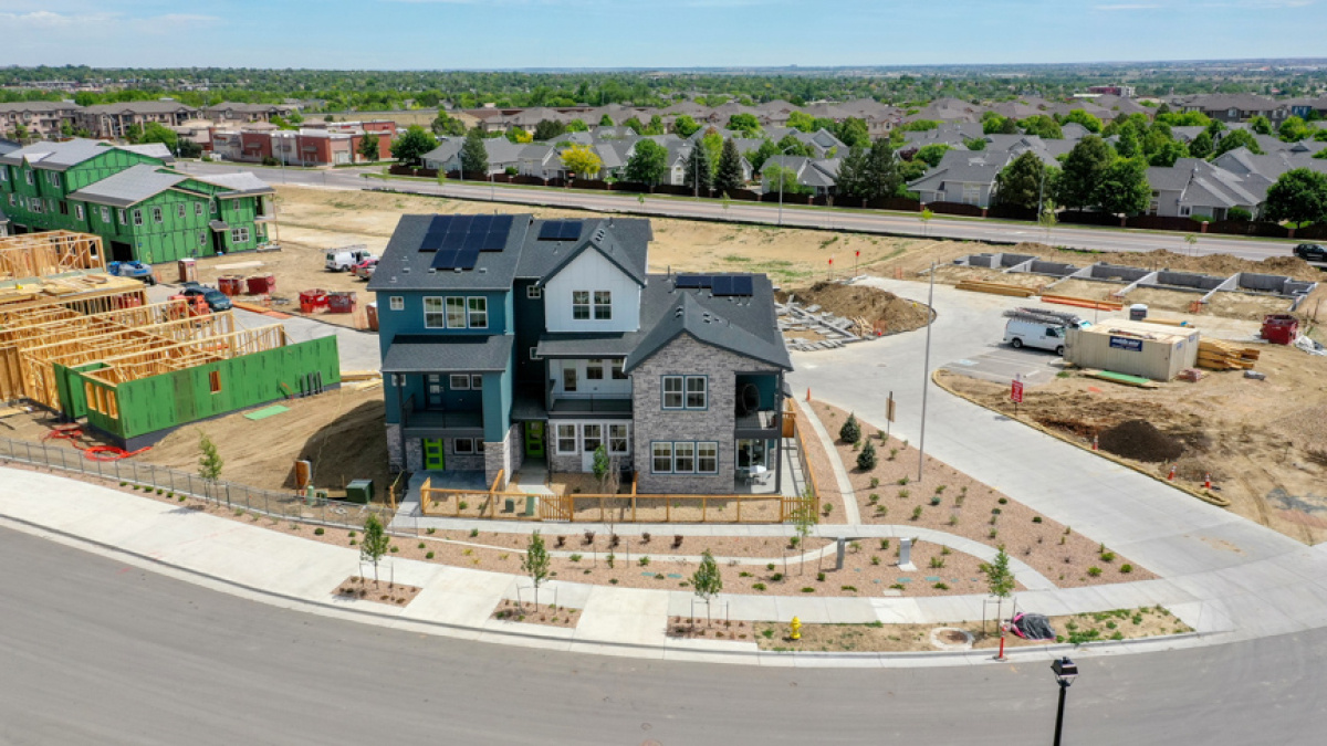 DOE Tour of Zero: Arras Park by McStain Neighborhoods | Department of ...