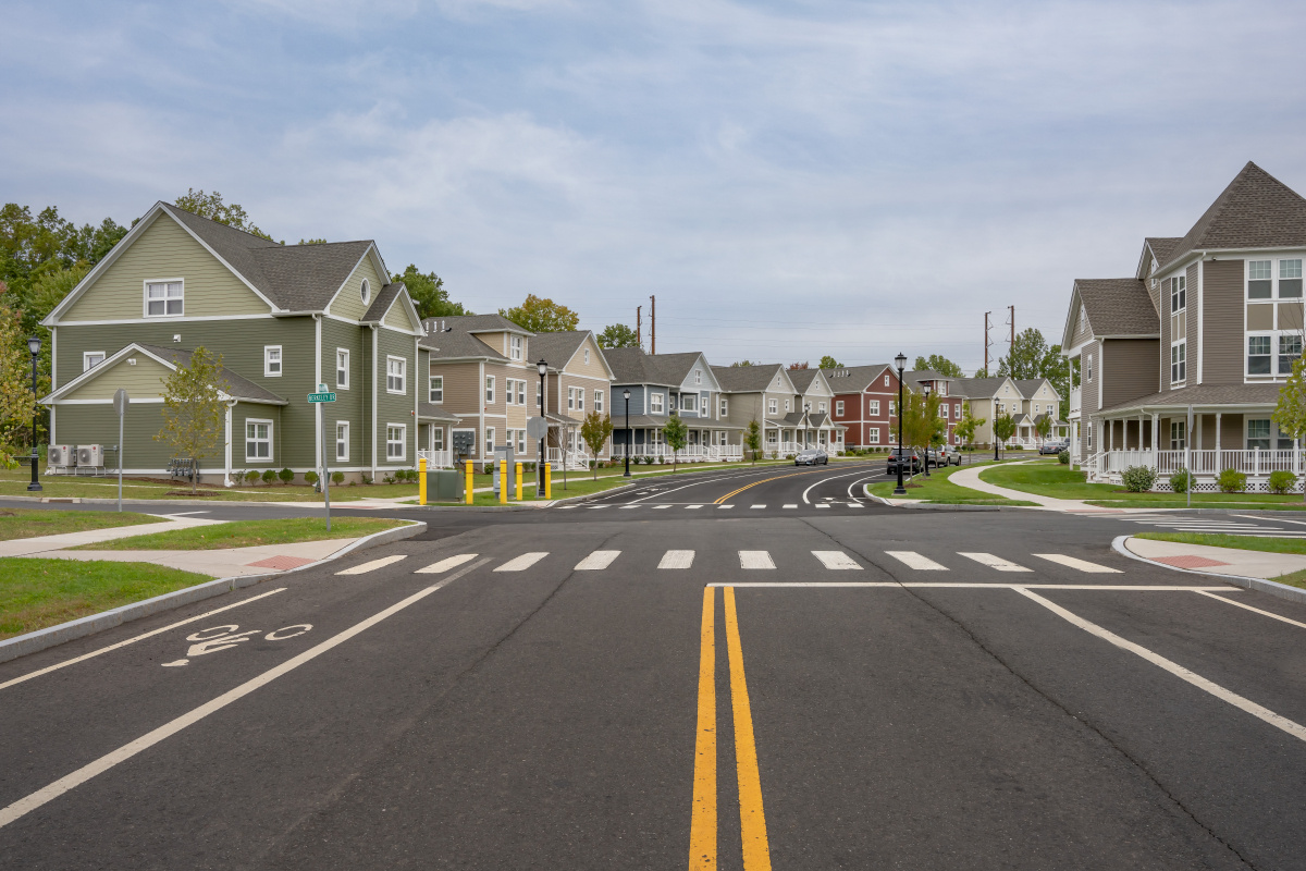 DOE Tour of Zero: Willow Creek, Phase 3 by Viking Construction ...