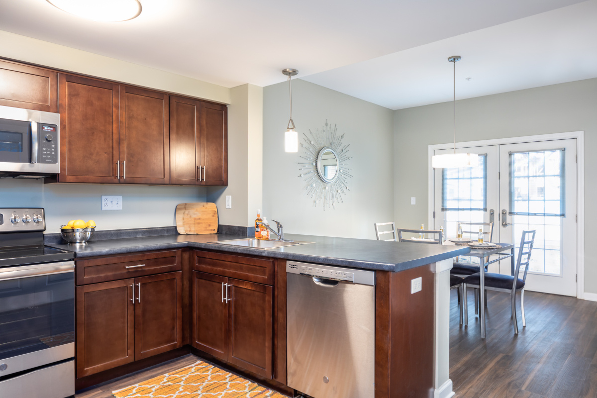 DOE Tour of Zero: Willow Creek, Phase 3 by Viking Construction ...