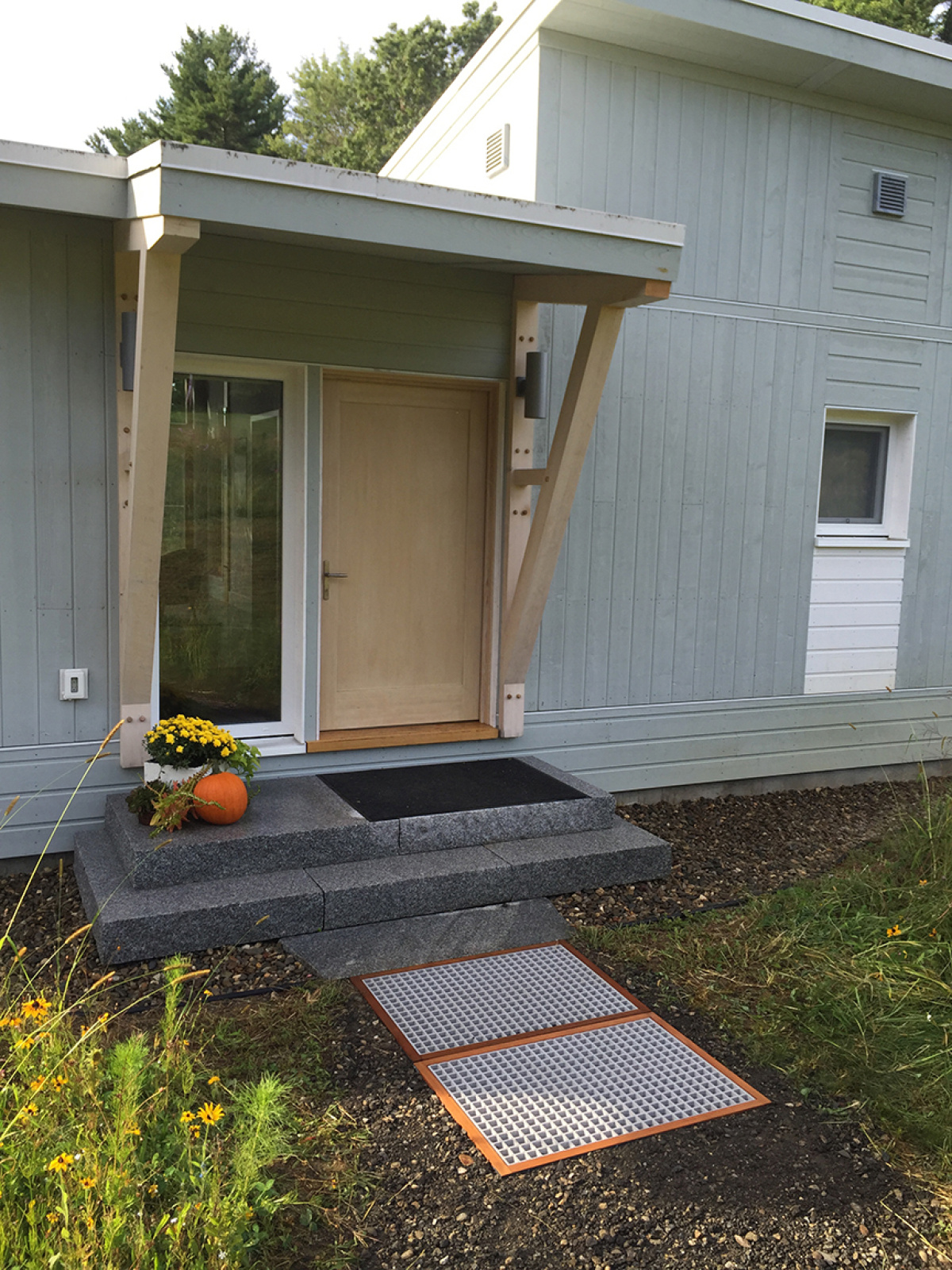 DOE Tour of Zero: Contemporary Prefab by Unity Homes | Department of Energy